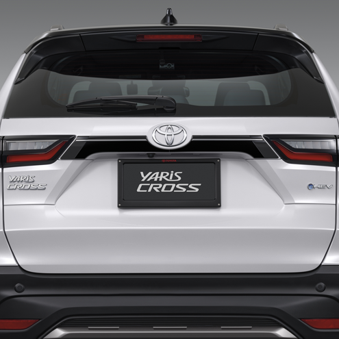 Yaris Cross - คิ้วตกแต่งประตูท้าย - Toyota Accessories